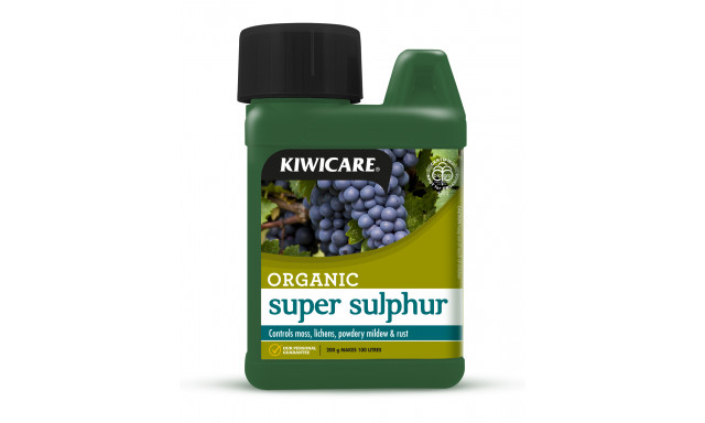 Organic Super Spraying Oil - Controls Pests and Disease | Kiwicare